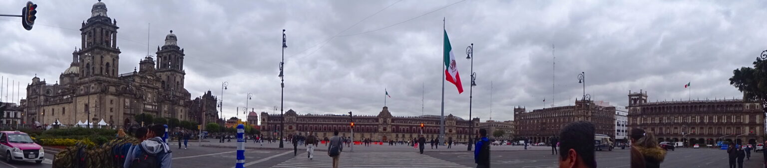 El Zócalo - You Can't Miss The Main Square Of Mexico City